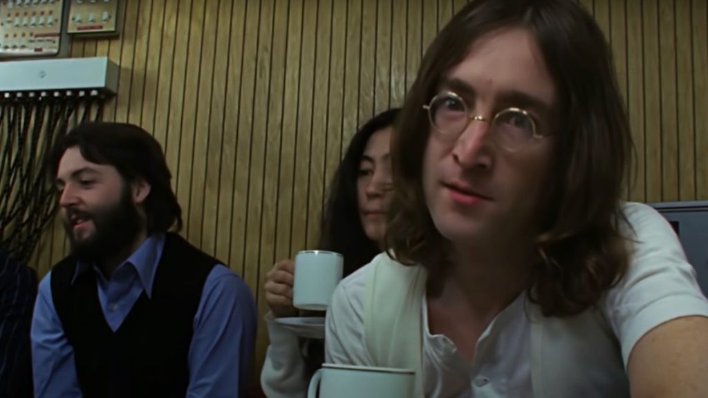 Peter Jackson sort la première séquence du documentaire des Beatles Get ...
