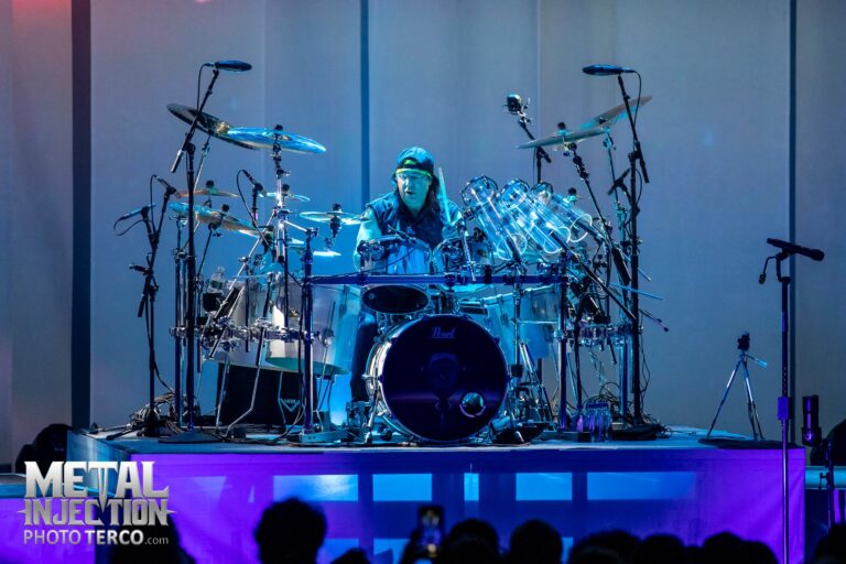MIKE MANGINI sur DREAM THEATRE retrouve MIKE PORTNOY : "Je l'ai compris"