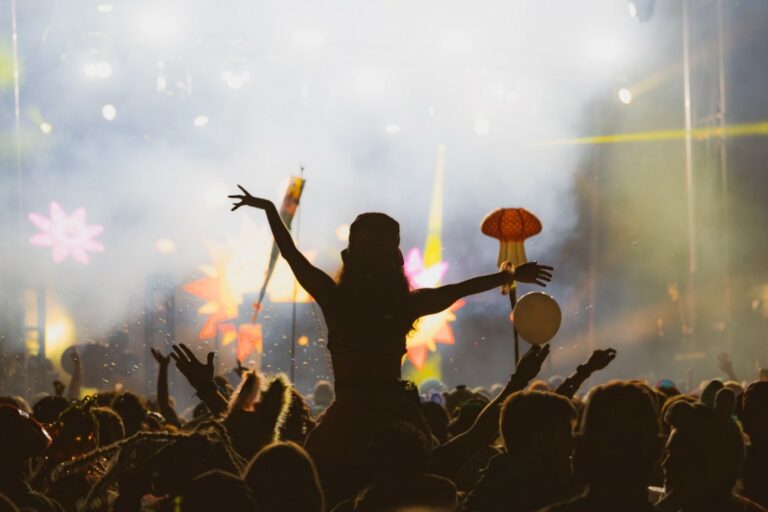 Les acheteurs de pass non remboursables pour le festival Lucidity annulé se voient offrir des ...