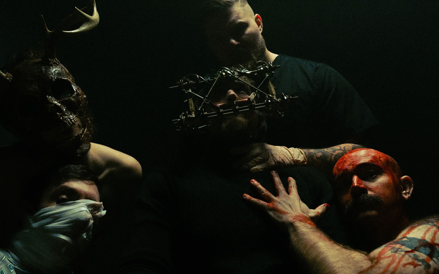 Larcenia Roe nomme les cinq couvertures d'album les plus brutales les ...